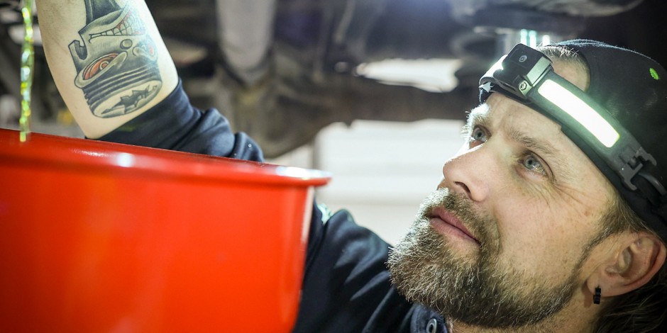 Mercedes-Benz Service A vs. Service B for Sprinter Vans: What’s the Di ...